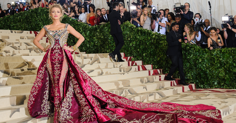 These Ten Outfits Stunned at the Met Gala | Buzzitt
